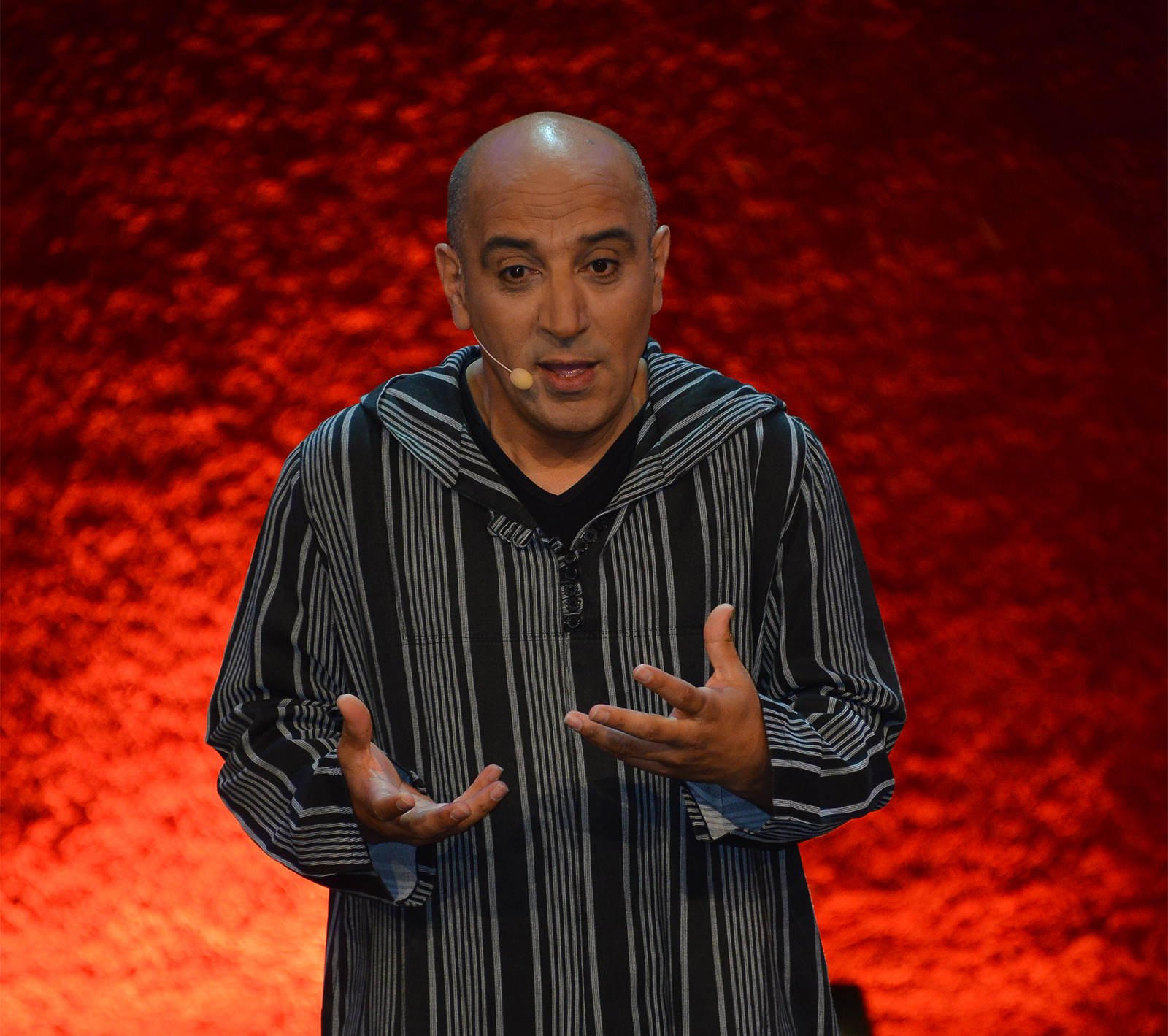 Hassan El Fad lance un comedy club à Casablanca - Le Desk