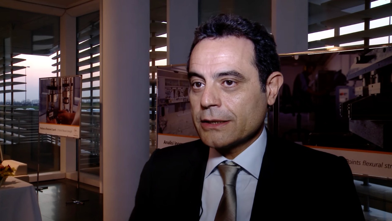 Conçu par Rachid Andaloussi, le projet de la médiathèque de la ville d ...